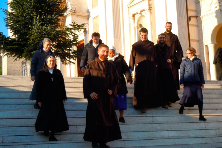 I religiosi alla prova del Vangelo - SettimanaNews